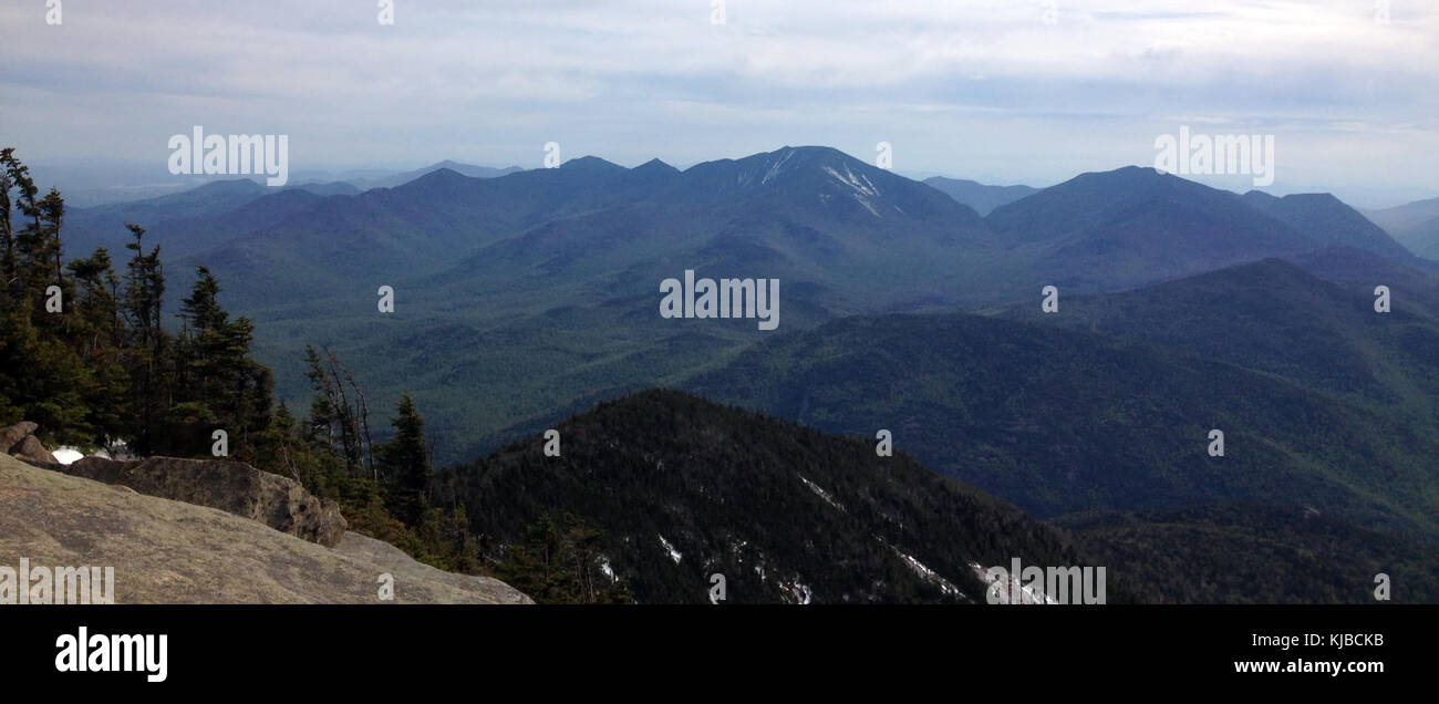 Gfp new york adirondack mountains view of the other high peaks Stock ...