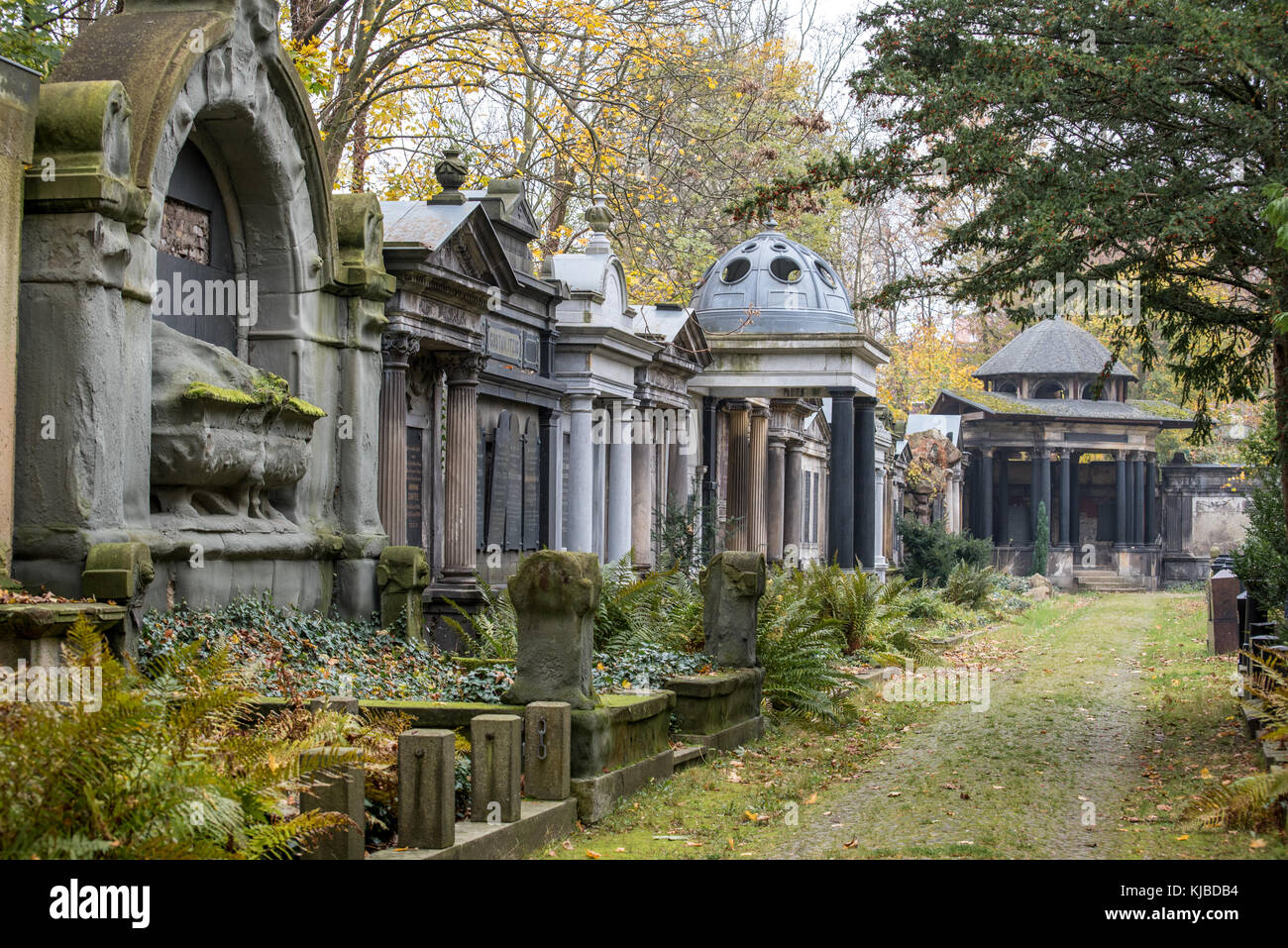 Old jewish cemetery berlin hi-res stock photography and images - Alamy