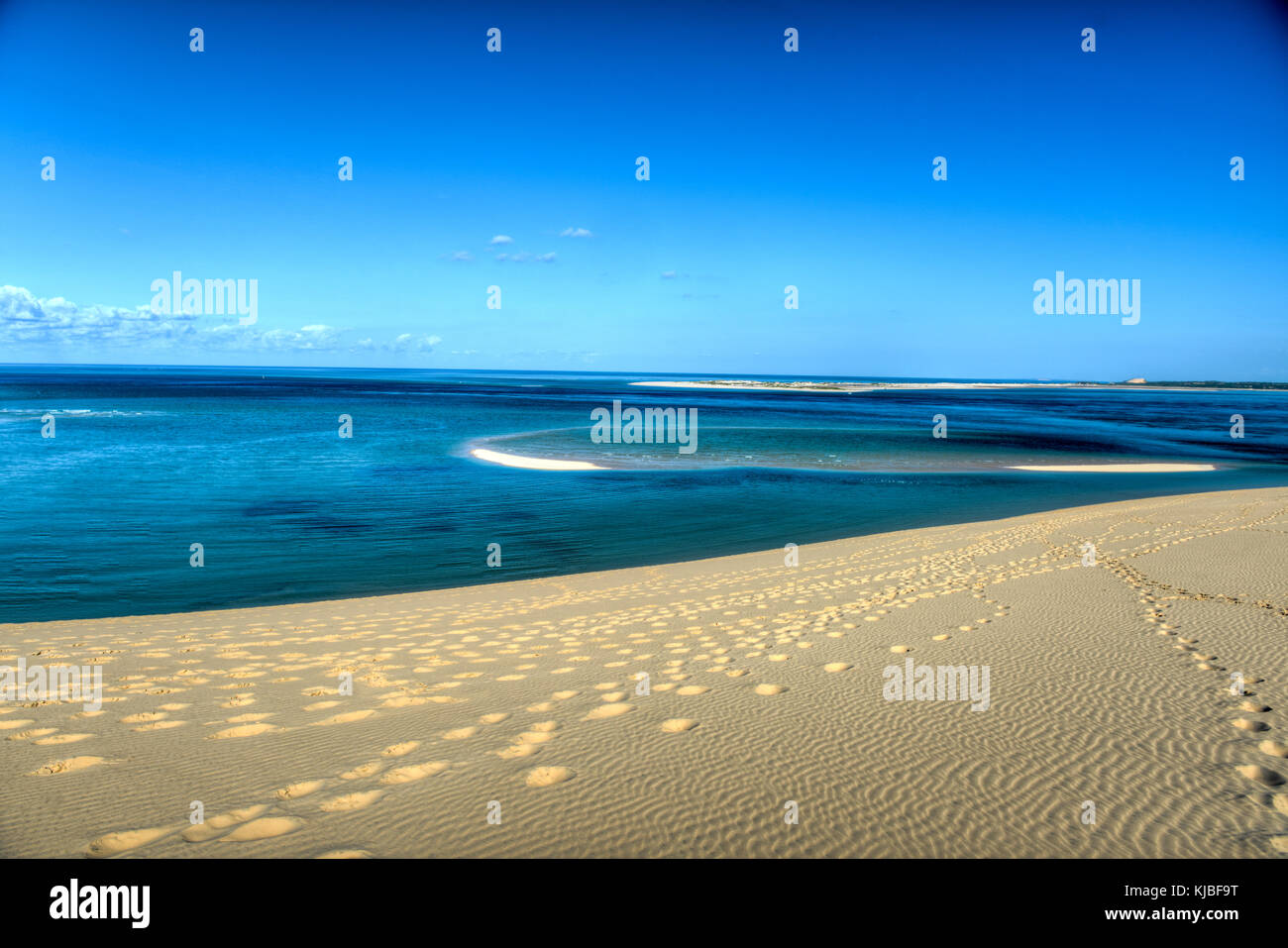 Sand dunes of Bazaruto Island, Mozambique Stock Photo - Alamy
