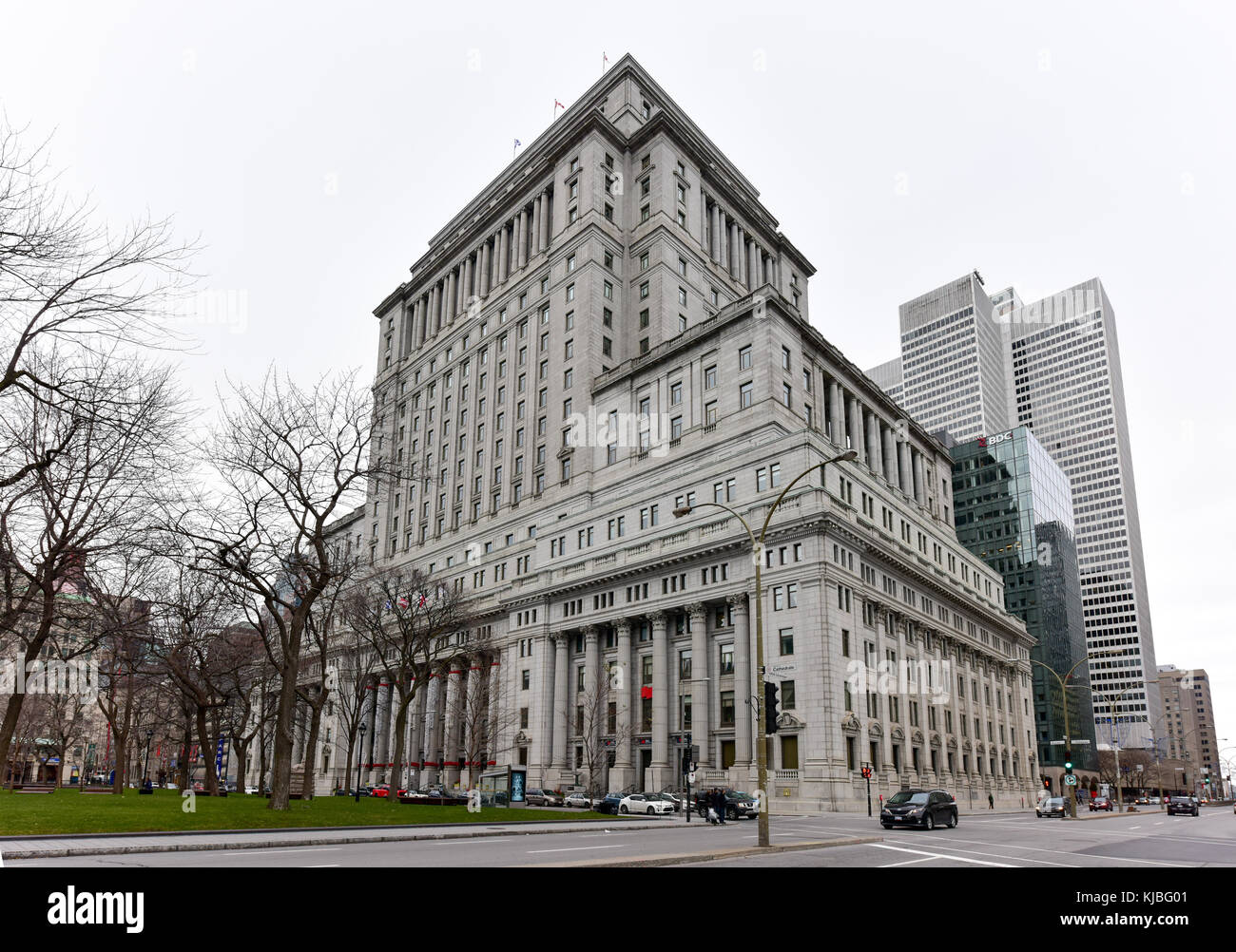 Sun life building hi-res stock photography and images - Alamy