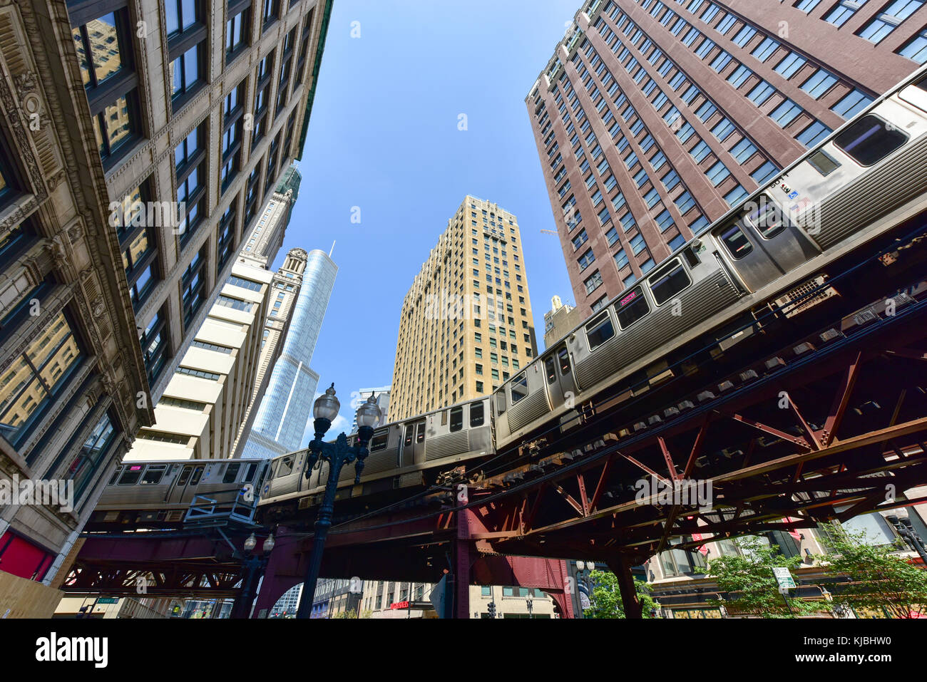 Chicago train on the overhead track of Loop with skyscrapers Stock ...