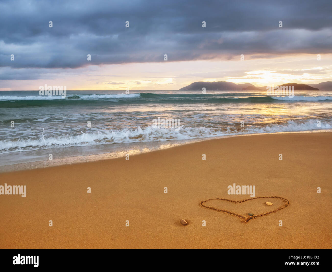 Heart draw hi-res stock photography and images - Alamy