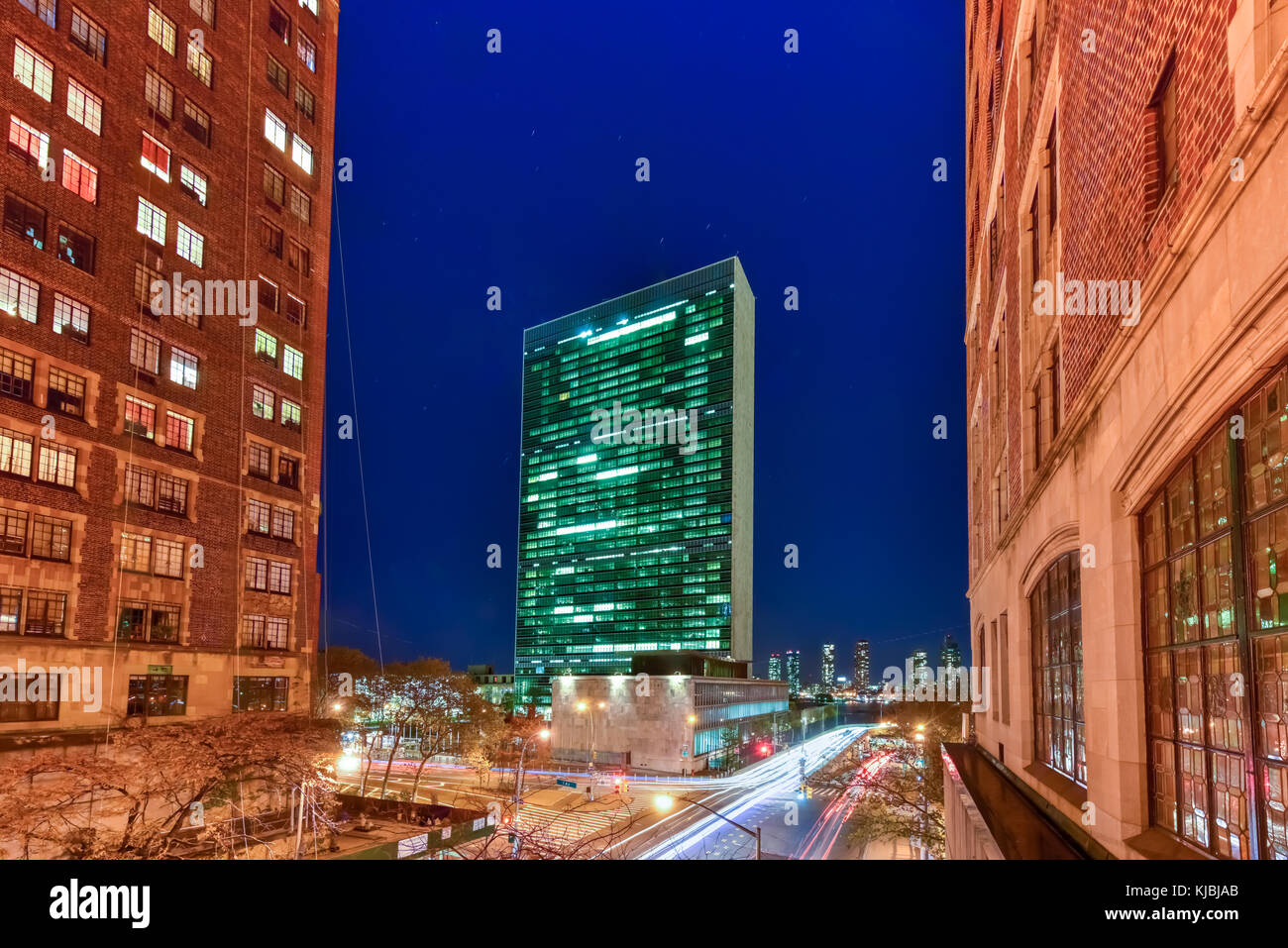 UN United Nations secretariat skyscraper at night from Tudor City in ...