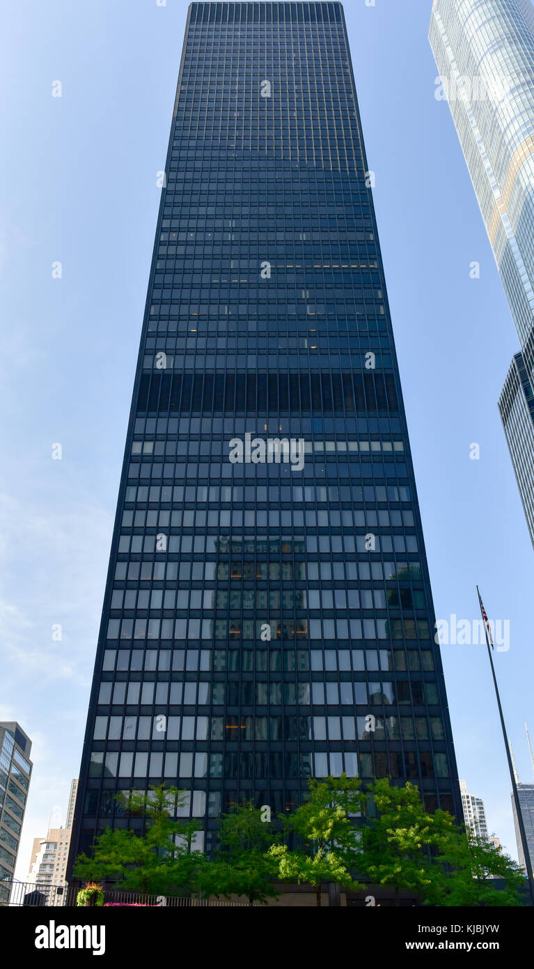 Ibm building hi-res stock photography and images - Alamy