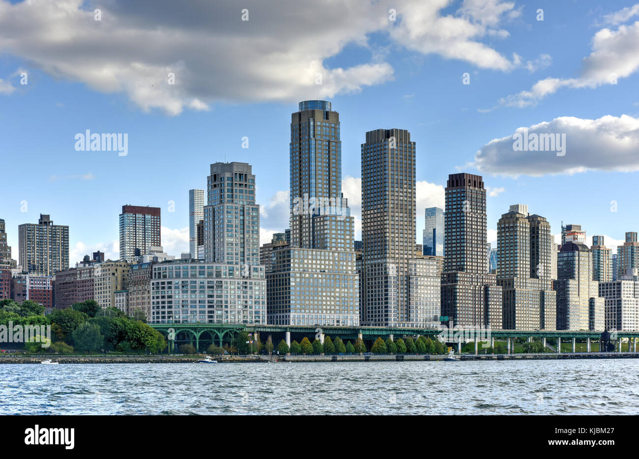 New York City skyline showing the west-side in autumn Stock Photo - Alamy