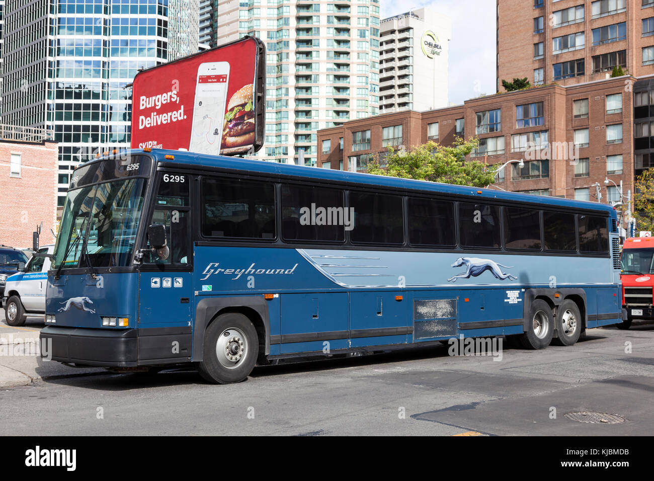 Greyhound bus terminal station hi-res stock photography and images - Alamy