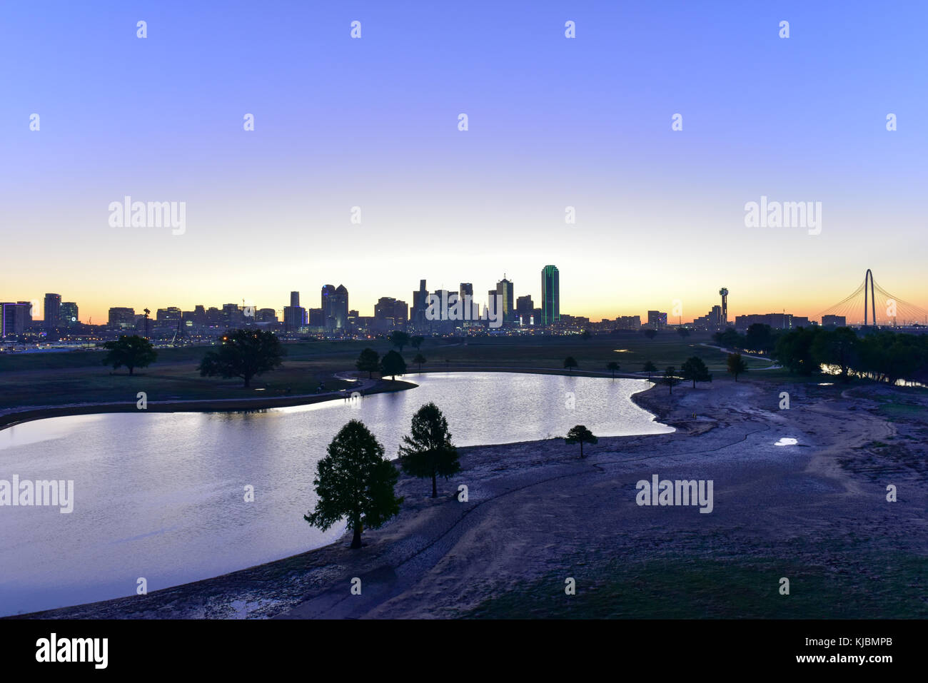 Dallas landmarks hi-res stock photography and images - Alamy