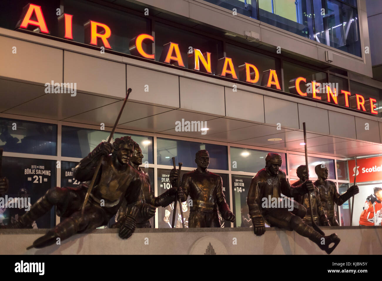 Legends row hi-res stock photography and images - Alamy