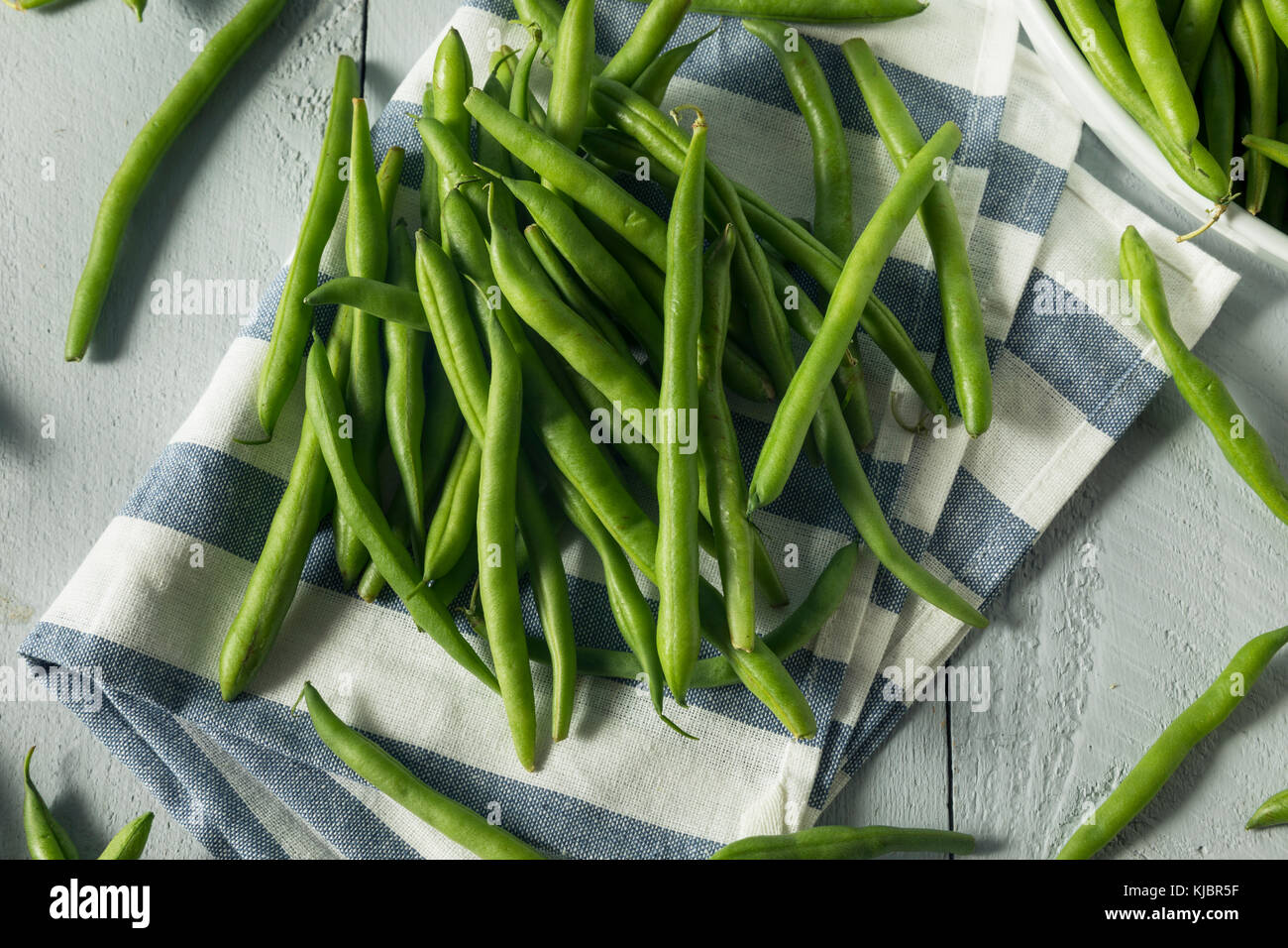 Healthy Raw Organic Green Beans Ready to Cook Stock Photo - Alamy