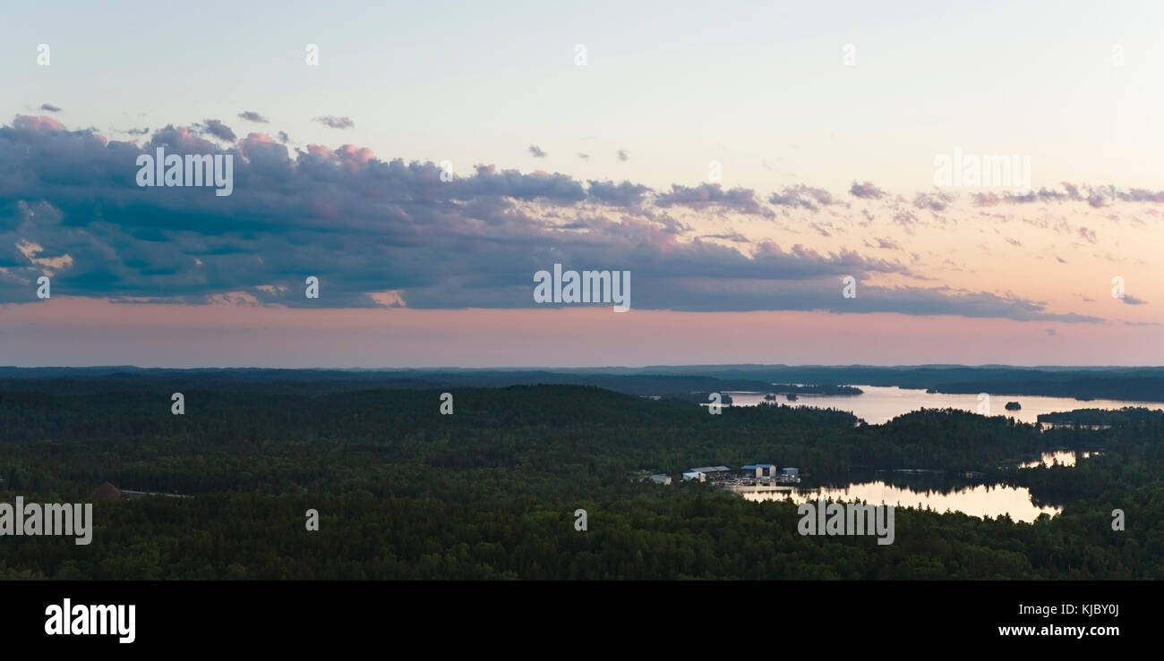Sky drmatic hi-res stock photography and images - Alamy