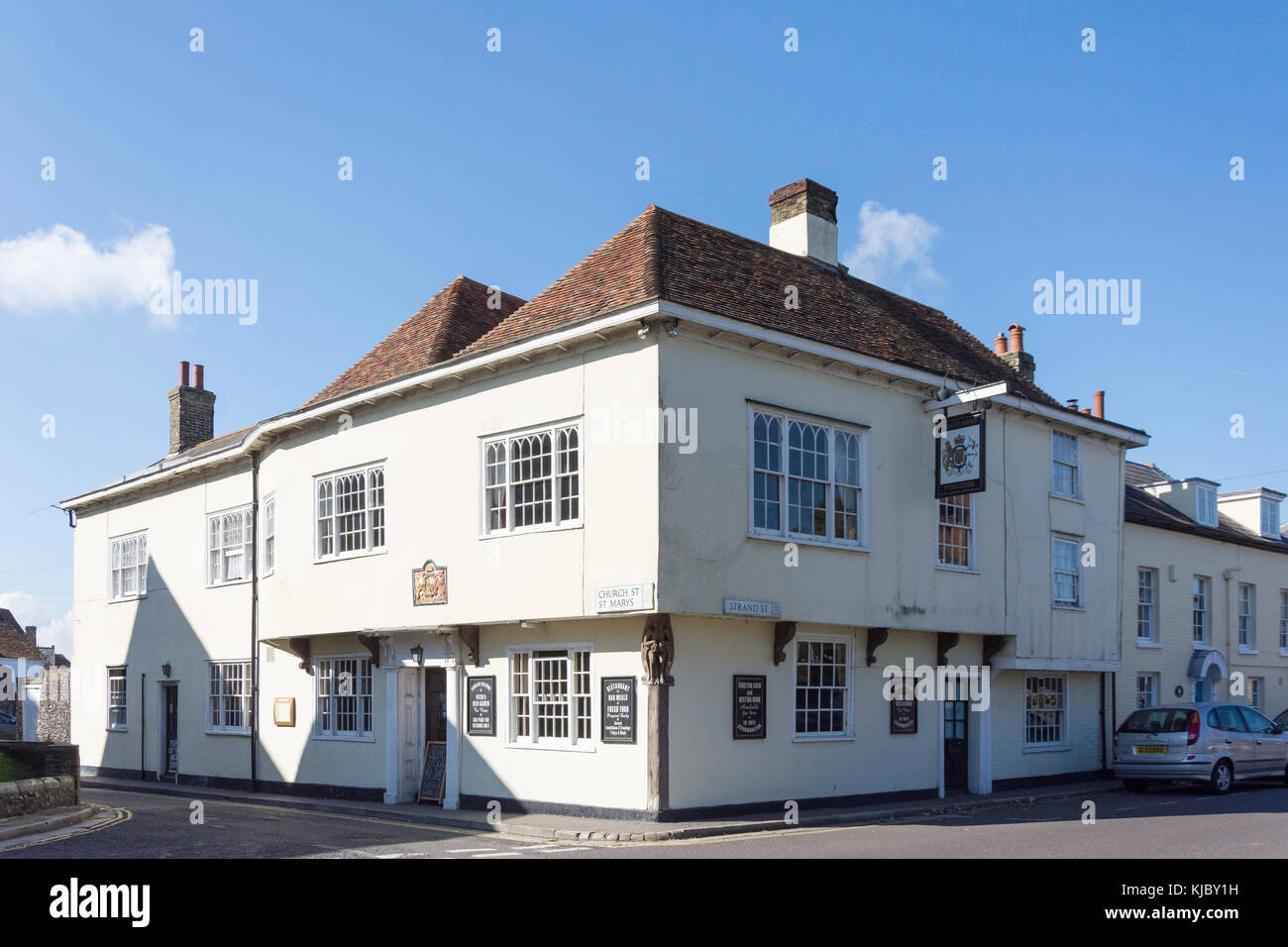 Uk kent sandwich strand street hi-res stock photography and images - Alamy