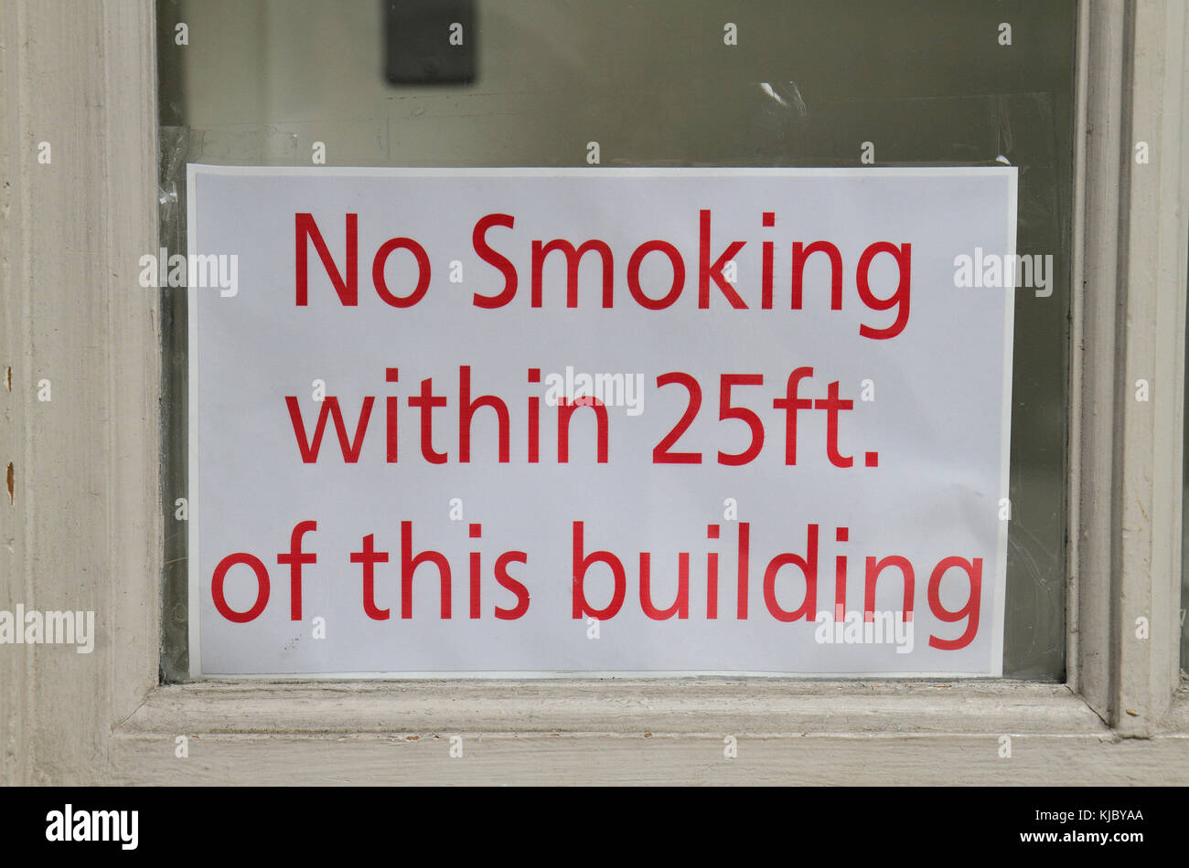 No smoking area hi-res stock photography and images - Alamy