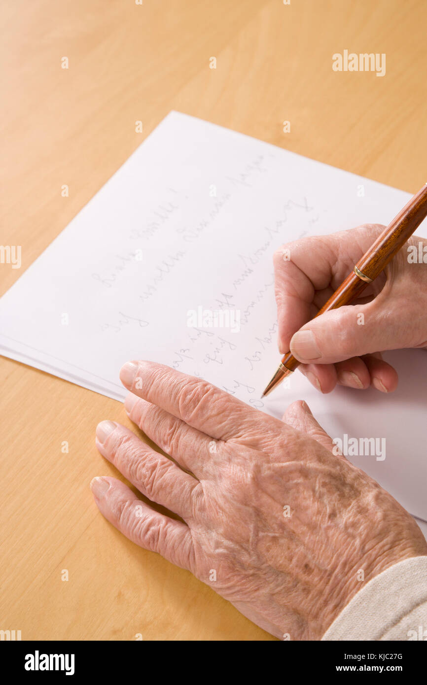 Womans hands writing letter hi-res stock photography and images - Alamy