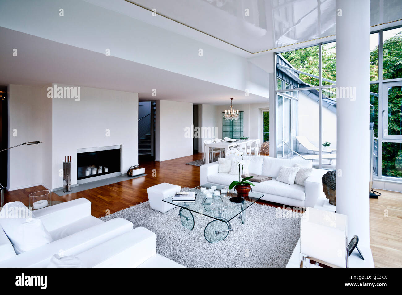 Europe interior condominium hi-res stock photography and images - Alamy