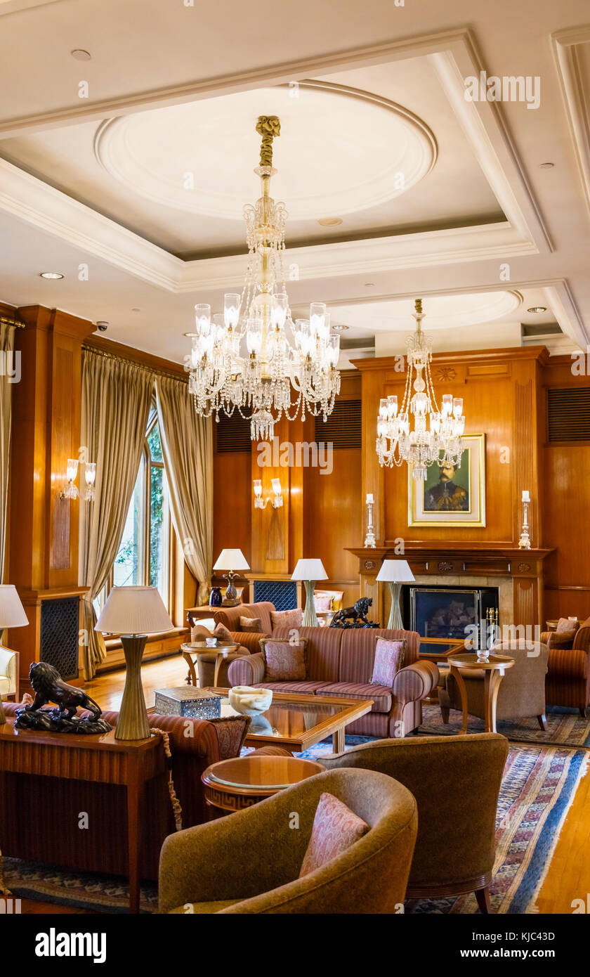 Luxurious traditional wood panelled interior in the lounge of the ...