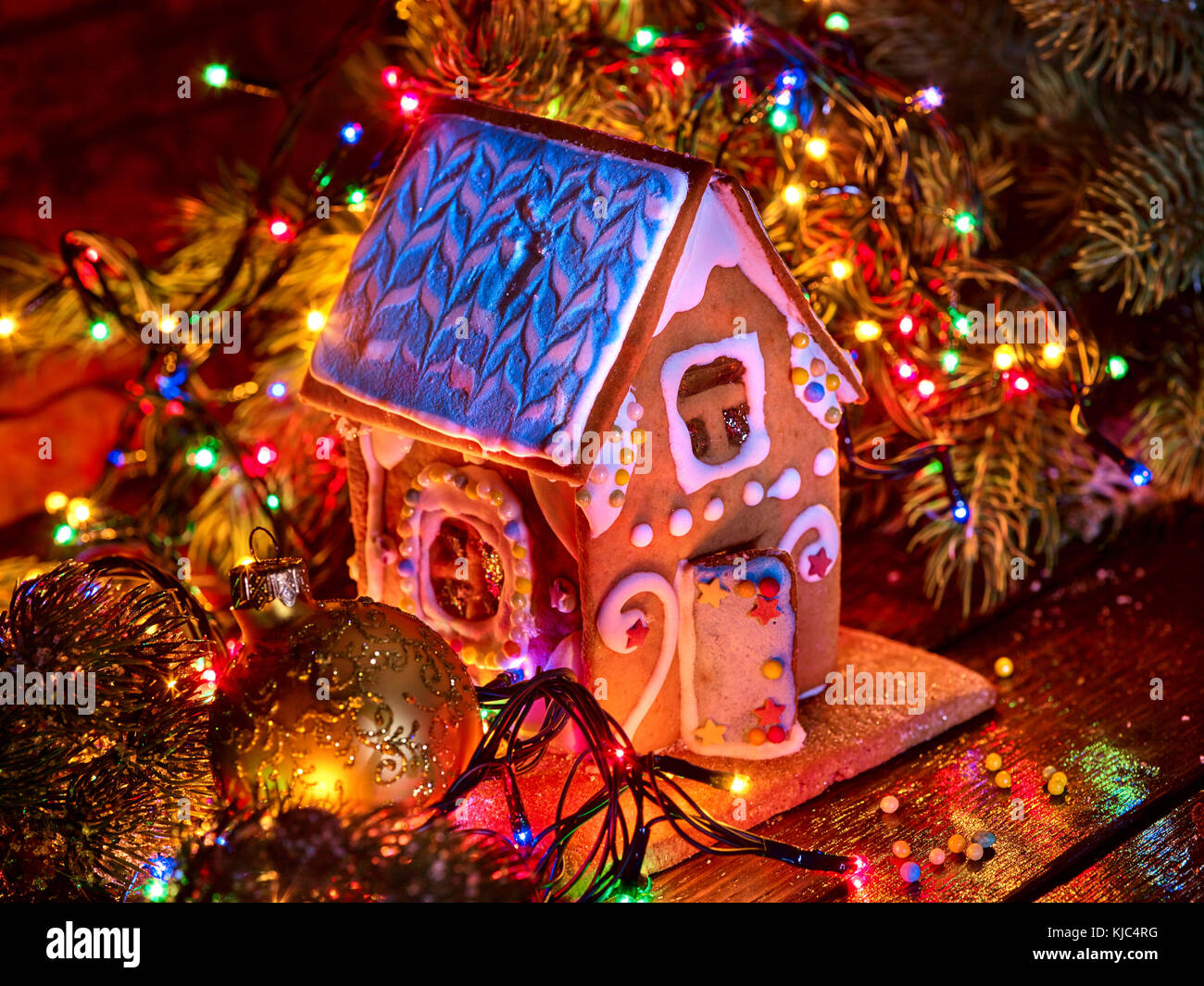 Gingerbread houses hi-res stock photography and images - Alamy