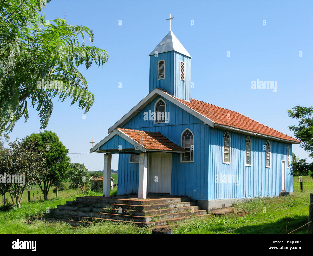 Wooden blue church hi-res stock photography and images - Alamy