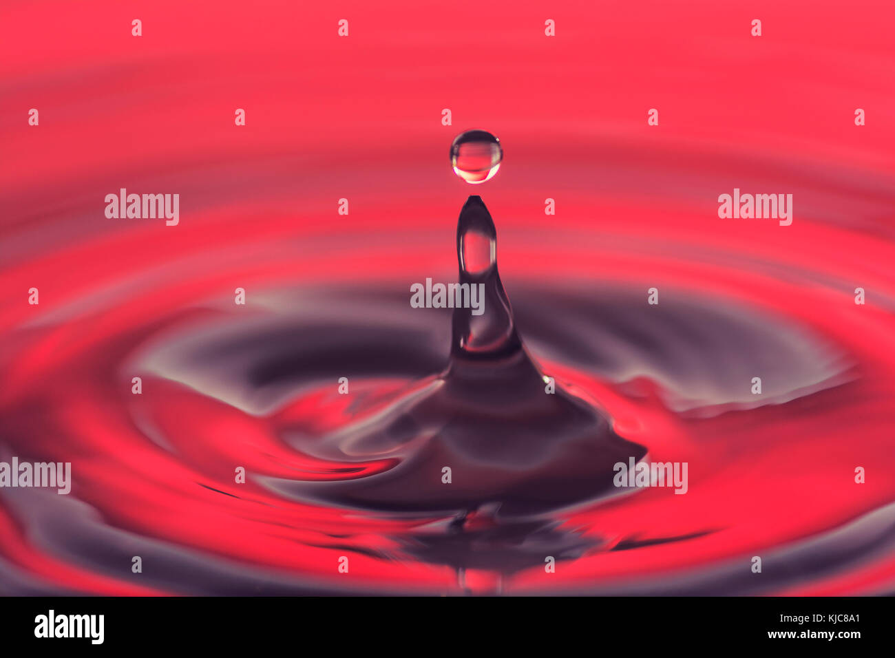 Red drop drips water hi-res stock photography and images - Alamy