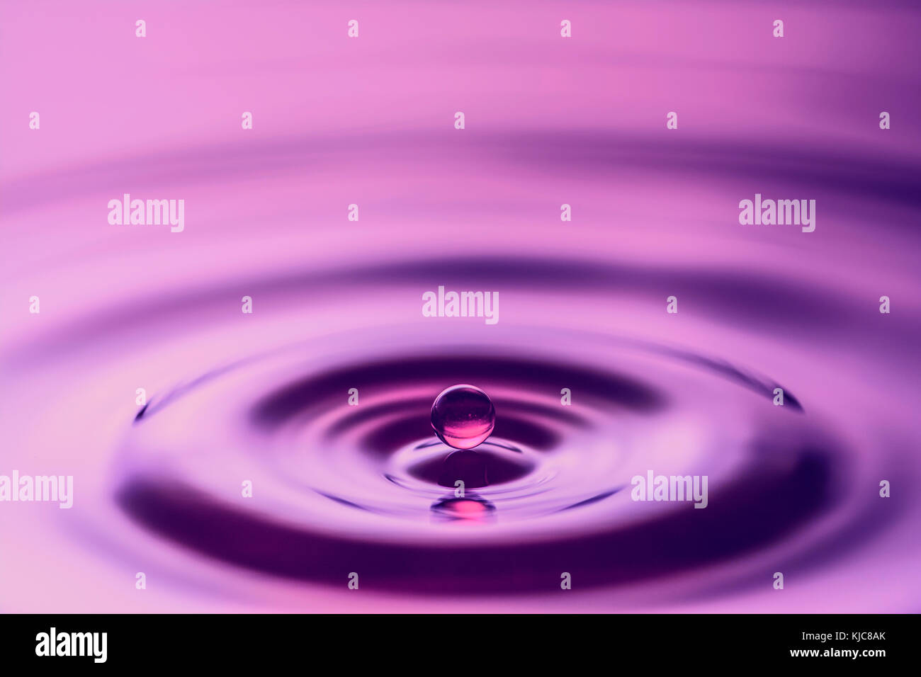 Wet drips drip water hi-res stock photography and images - Alamy