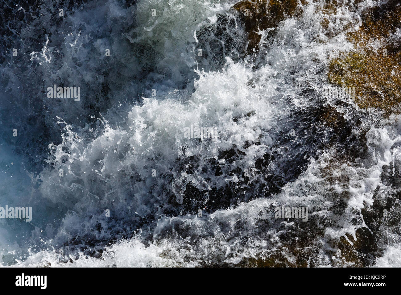 Rapid water of waterfall close-up (nature background Stock Photo - Alamy