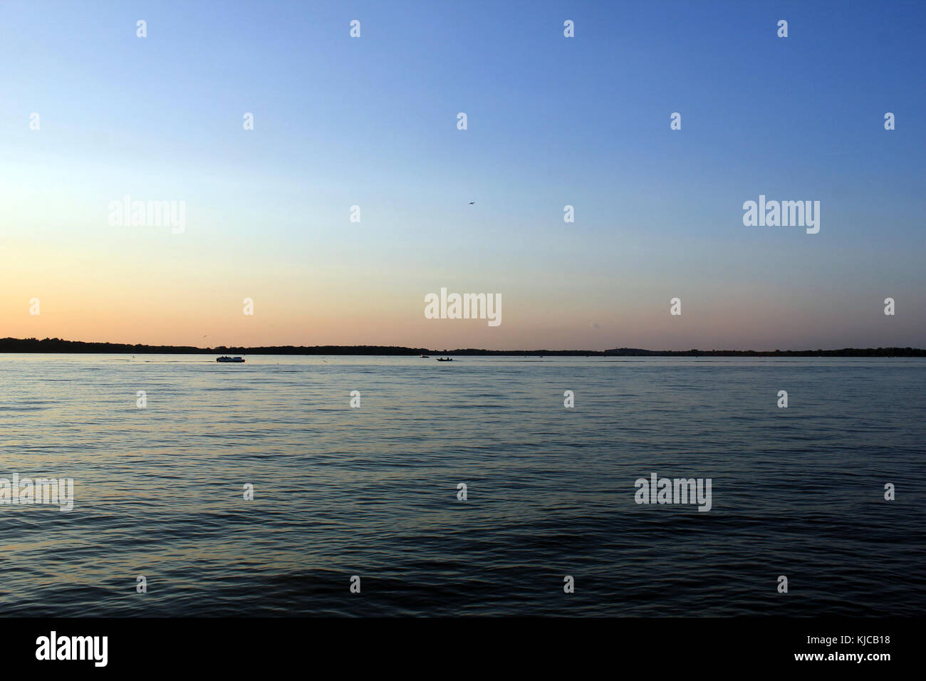 Lake waubesa hi-res stock photography and images - Alamy