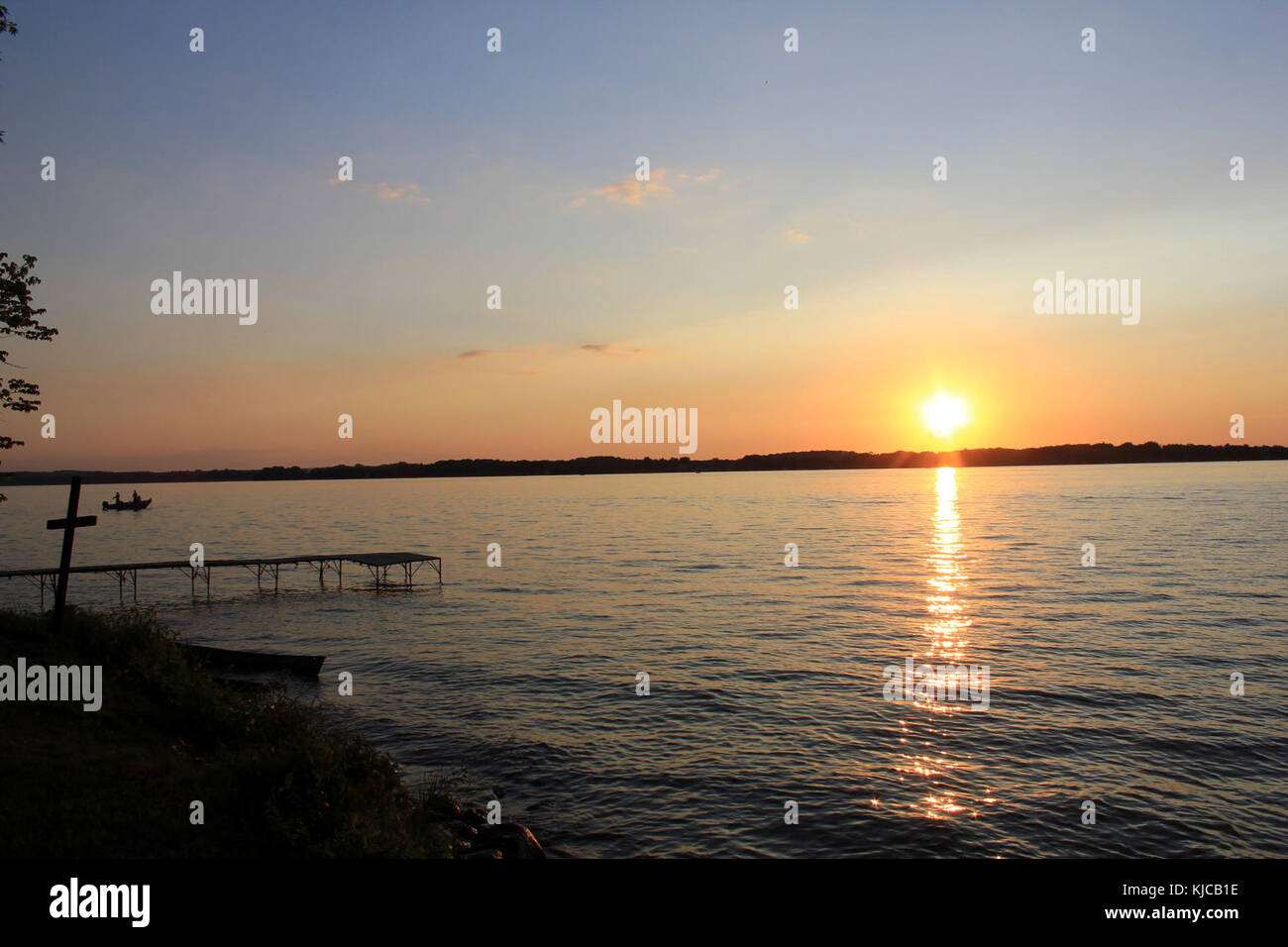 Gfp wisconsin madison cross overlooking sunset Stock Photo - Alamy