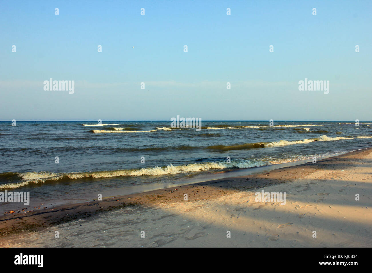 Gfp wisconsin point beach state park waves on the beach Stock Photo - Alamy