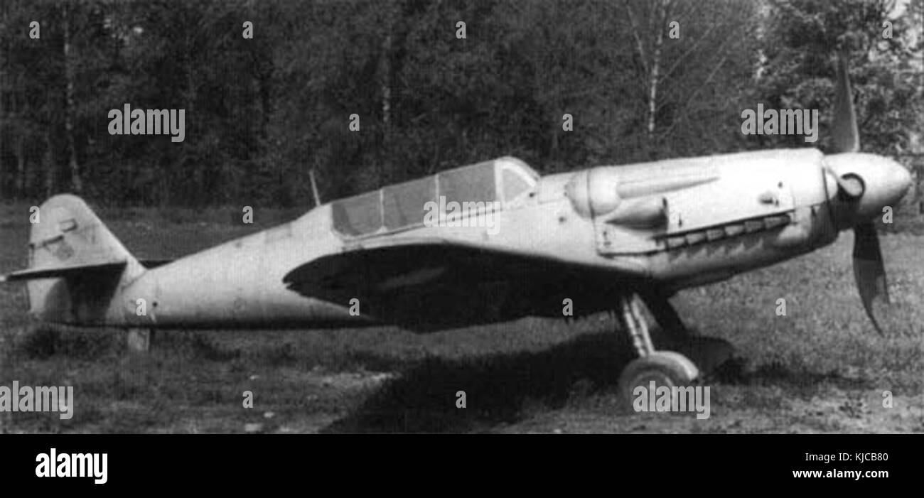 Wwii trainer aircraft hi-res stock photography and images - Alamy