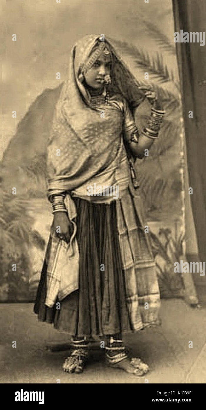 Ghagra hi-res stock photography and images - Alamy