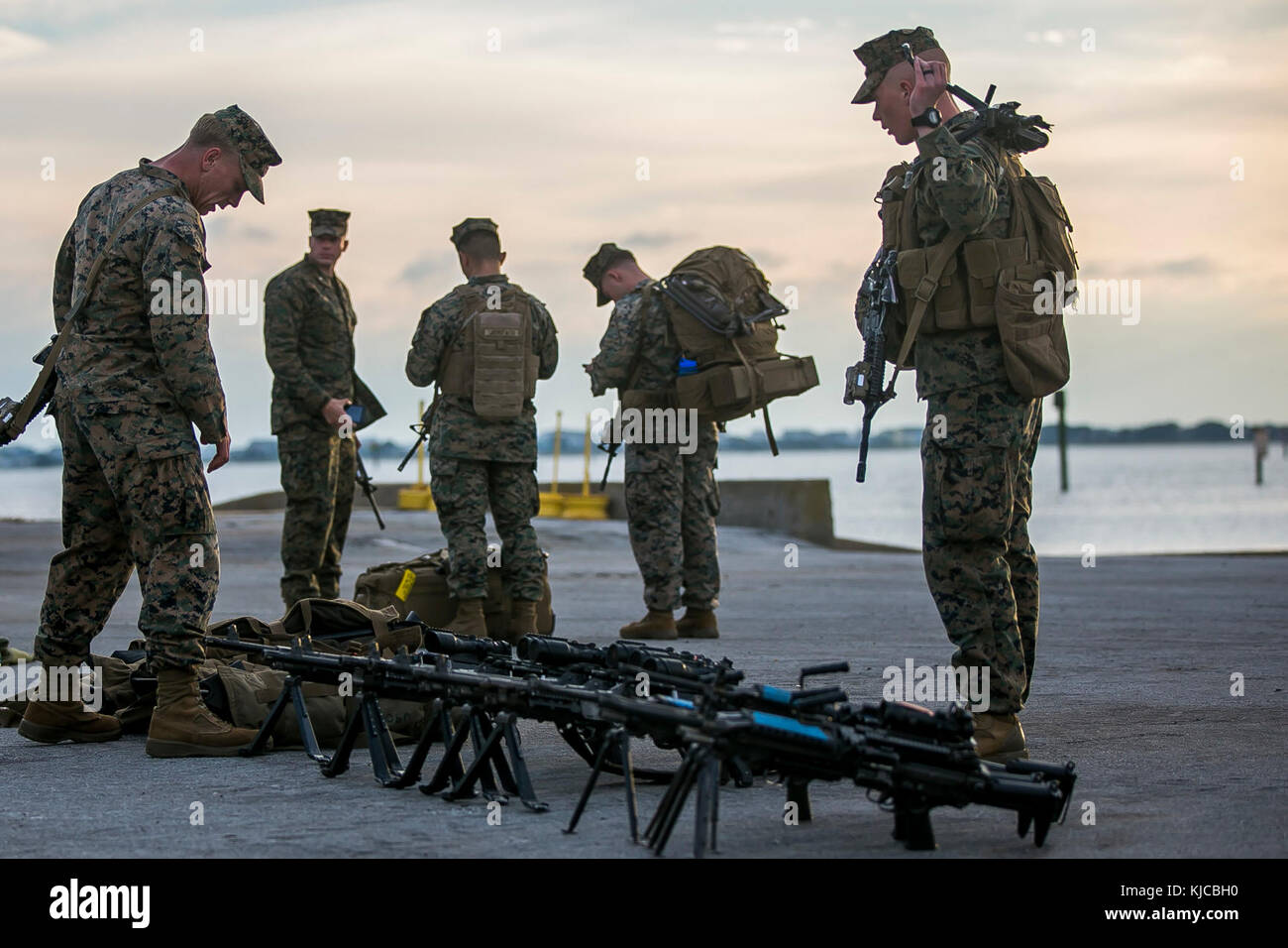 U.S. Marines with Fox Company, Battalion Landing Team (BLT), 2nd ...