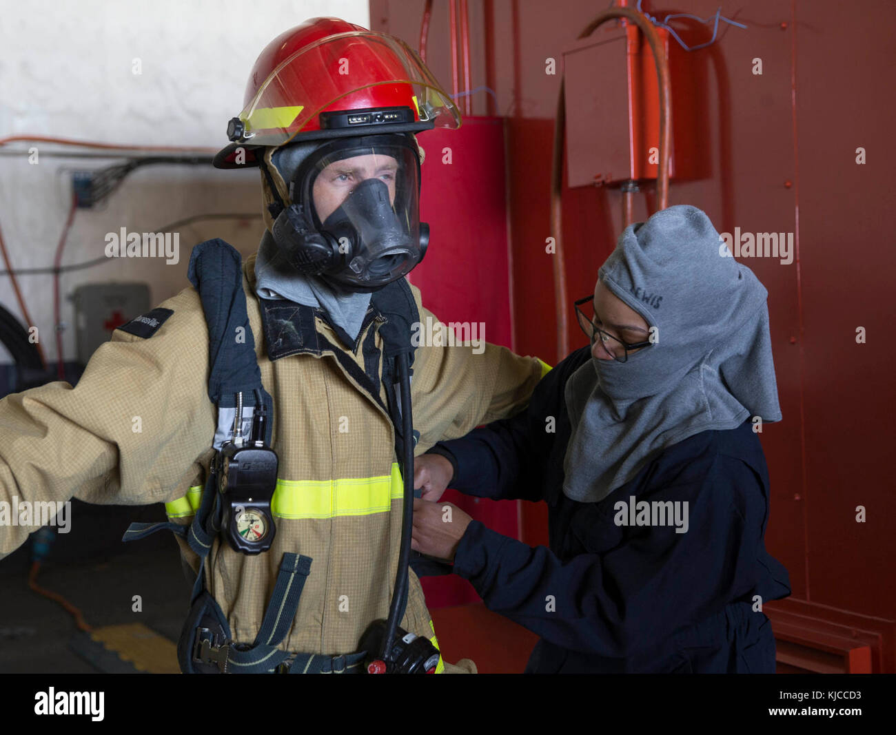 NORFOLK, Va. (Nov. 14, 2017) -- Aviation Ordnanceman 3rd Class Devaney ...