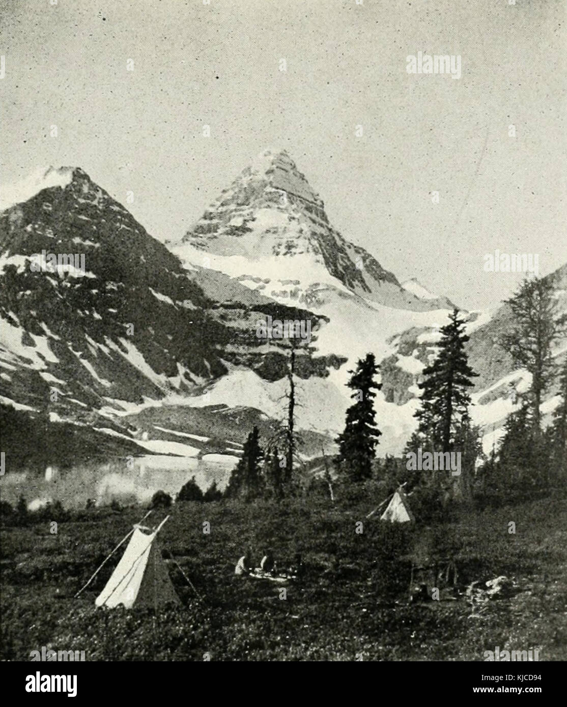 Canadian Alpine Journal I, 1, 038 Stock Photo - Alamy