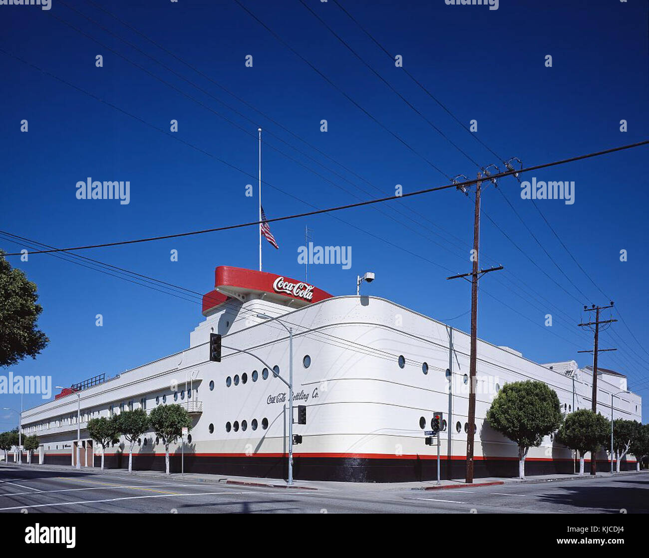 Coca cola building los angeles hi-res stock photography and images - Alamy