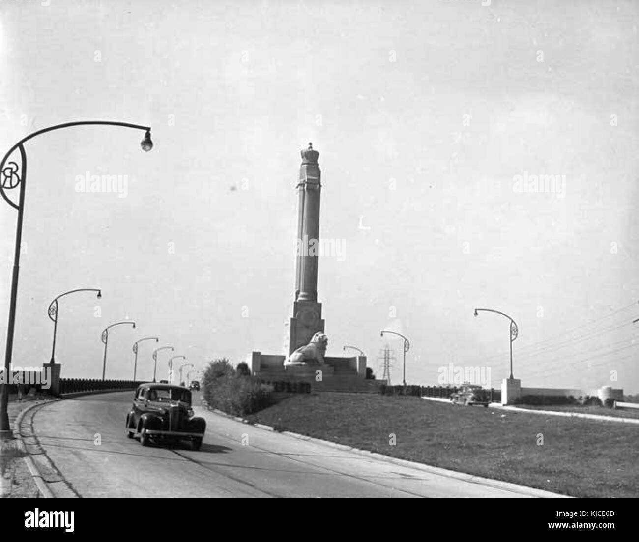 Entrance to the Queen Elizabeth Way Stock Photo - Alamy