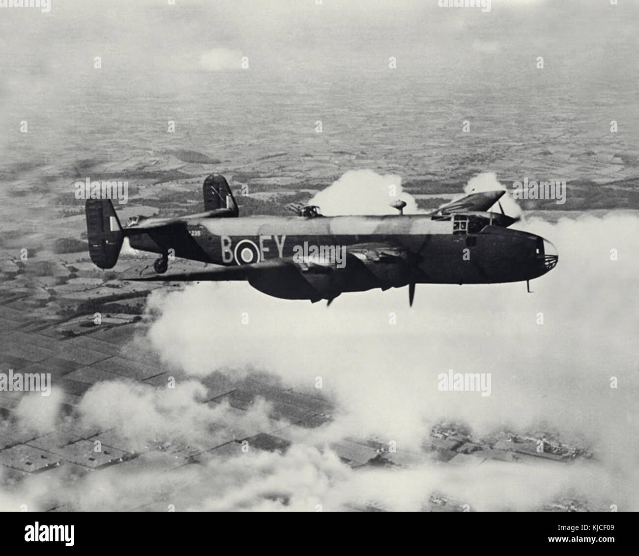 Halifax bomber hi-res stock photography and images - Alamy