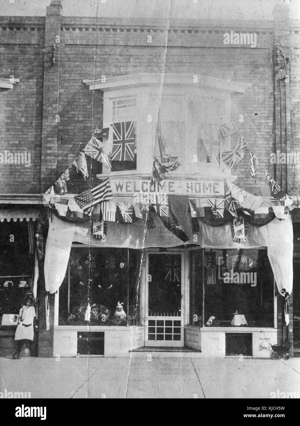 A 1918 photograph of Percy Waters, a notable florist from Toronto ...