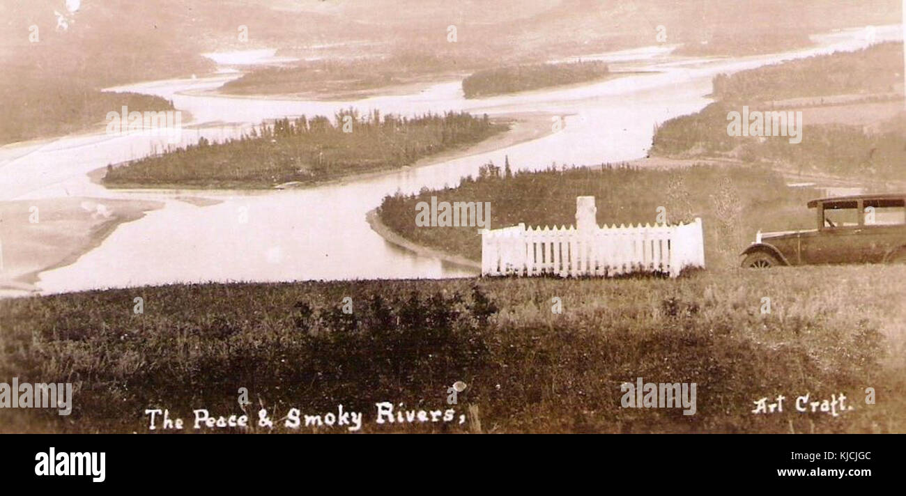 The confluence of the Peace and Smoky Rivers Stock Photo - Alamy