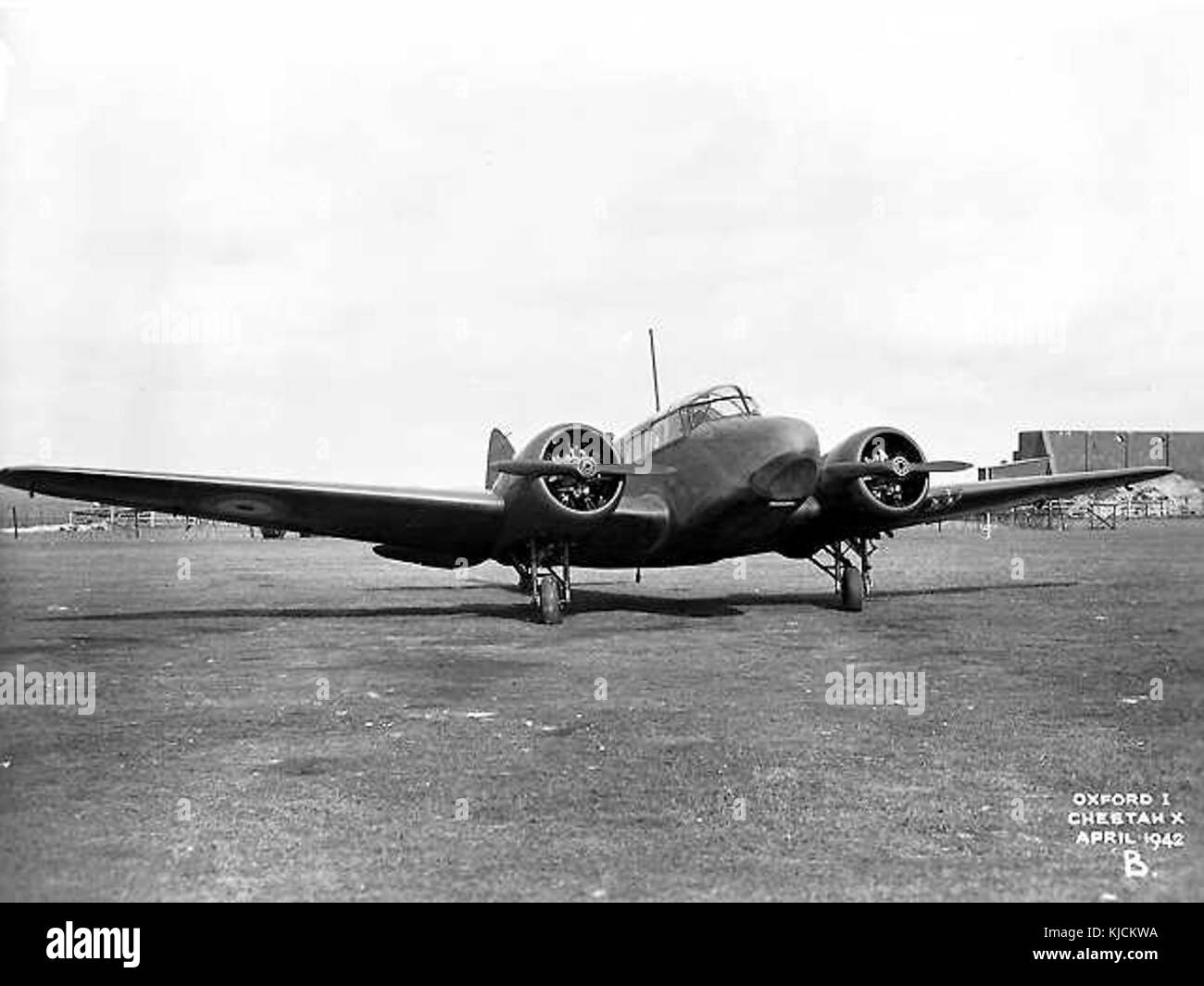 Airspeed oxford as 10 hi-res stock photography and images - Alamy
