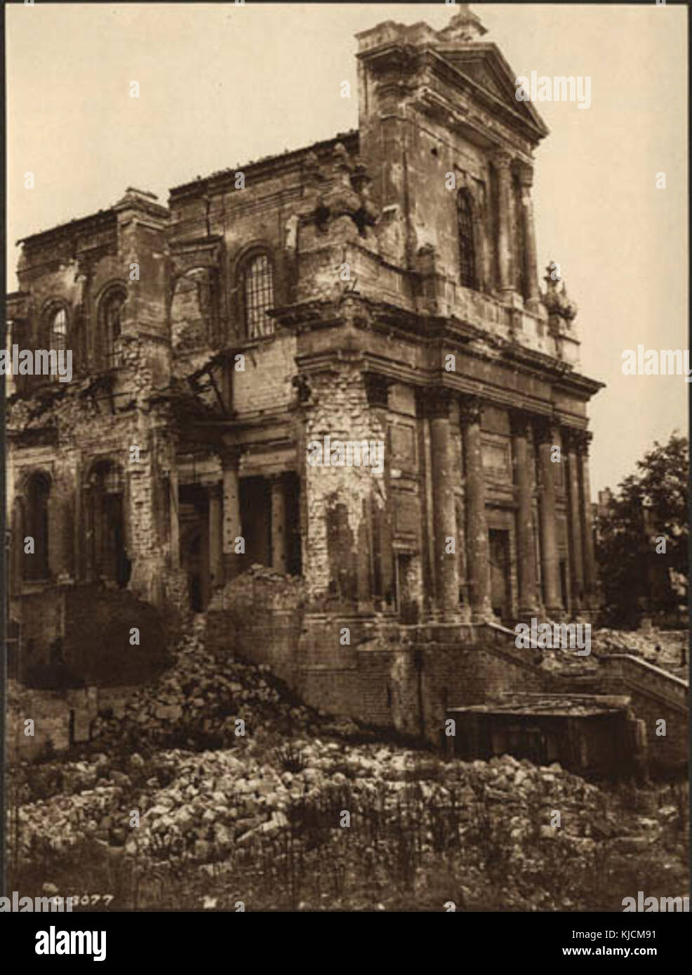 Wwi destruction heritage hi-res stock photography and images - Alamy