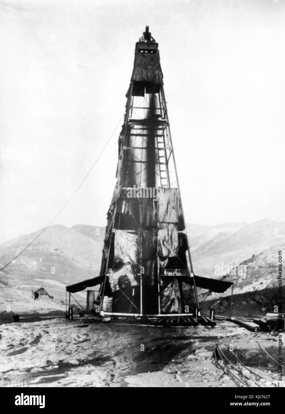 The Well number one of Iran 3 Stock Photo - Alamy