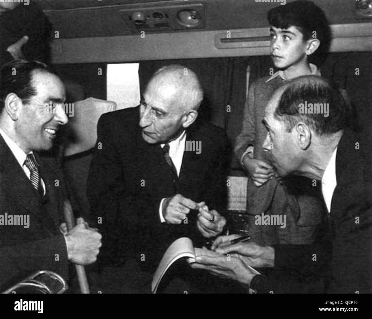 Hossein Fatemi Mohammad Mossadeq Stock Photo - Alamy
