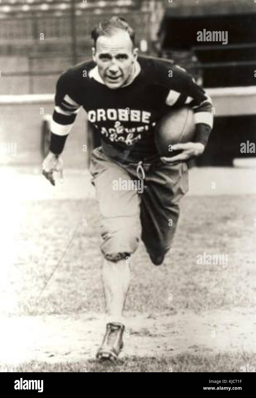 Lionel Conacher crosse Stock Photo - Alamy