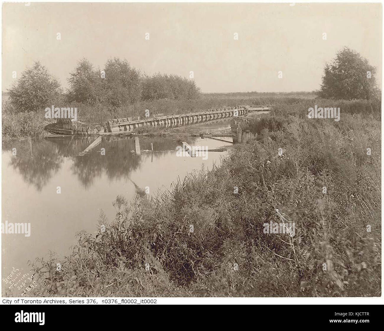 Old drydock at the foot of Cherry Street, 1898 Stock Photo - Alamy