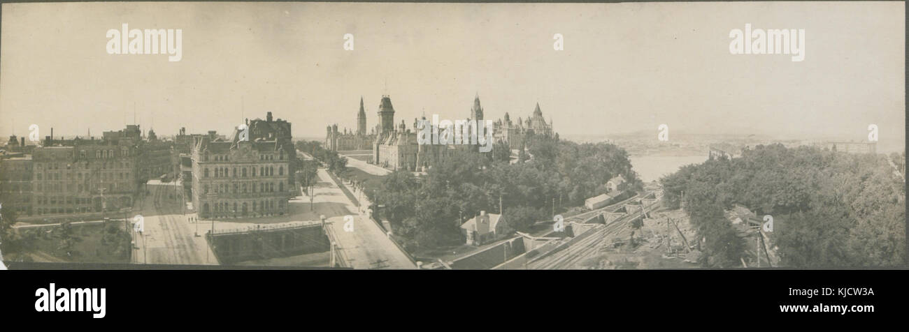 Ottawa canada parliament panoramic hi-res stock photography and images ...