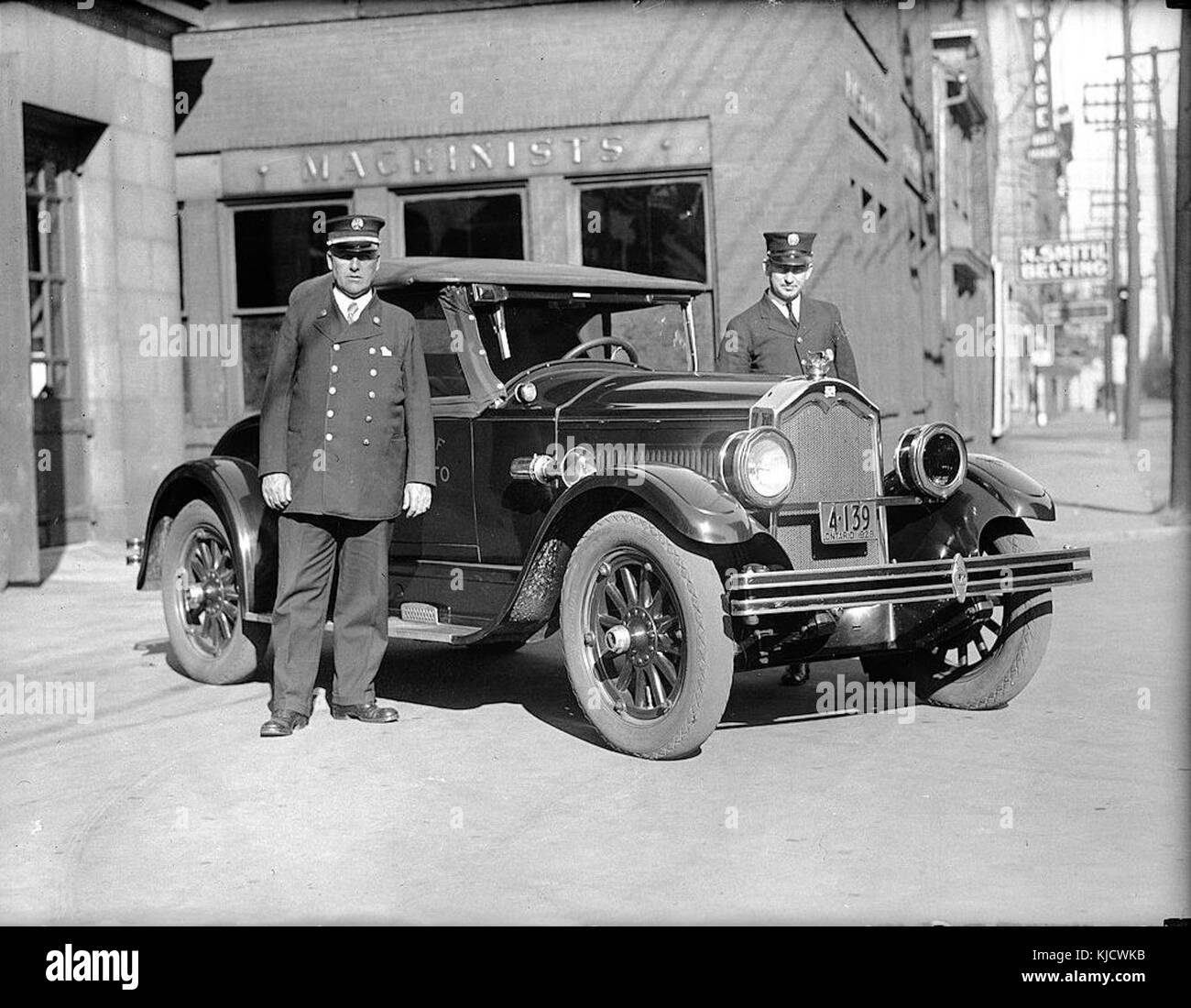 George sinclair hi-res stock photography and images - Alamy