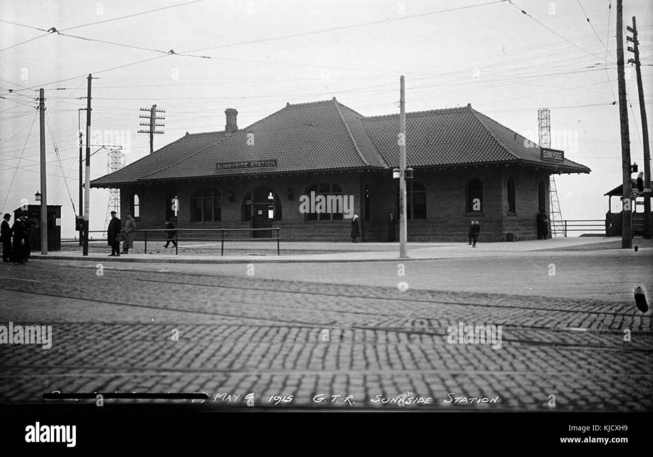 Sunnyside station hi-res stock photography and images - Alamy