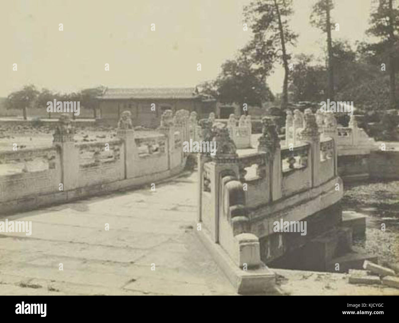 Zhongnanhai refers to the central government compound in Beijing, China ...