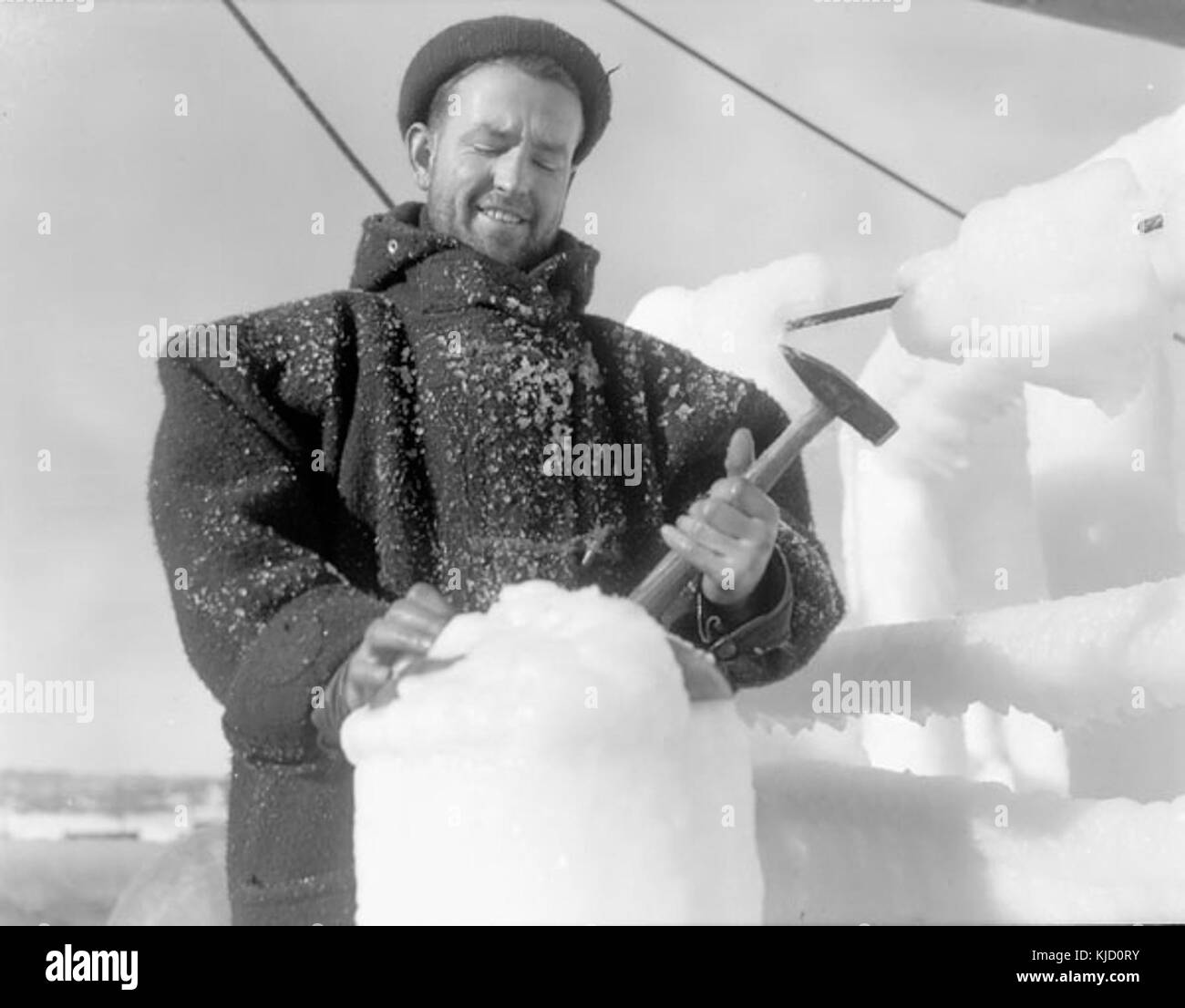 Chipping ice on HMCS Lunenburg Jan 1942 LAC 3571775 Stock Photo - Alamy