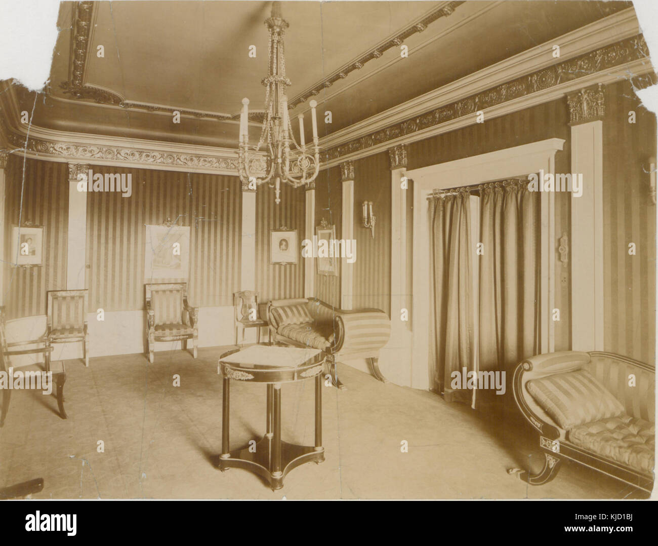 1900s drawing room suite hi-res stock photography and images - Alamy