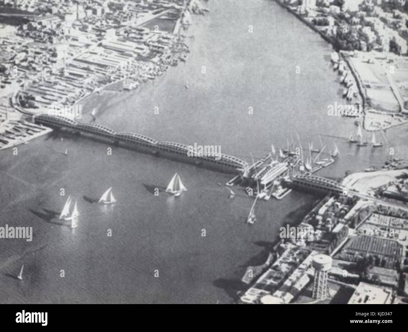 Imbaba bridge hi-res stock photography and images - Alamy